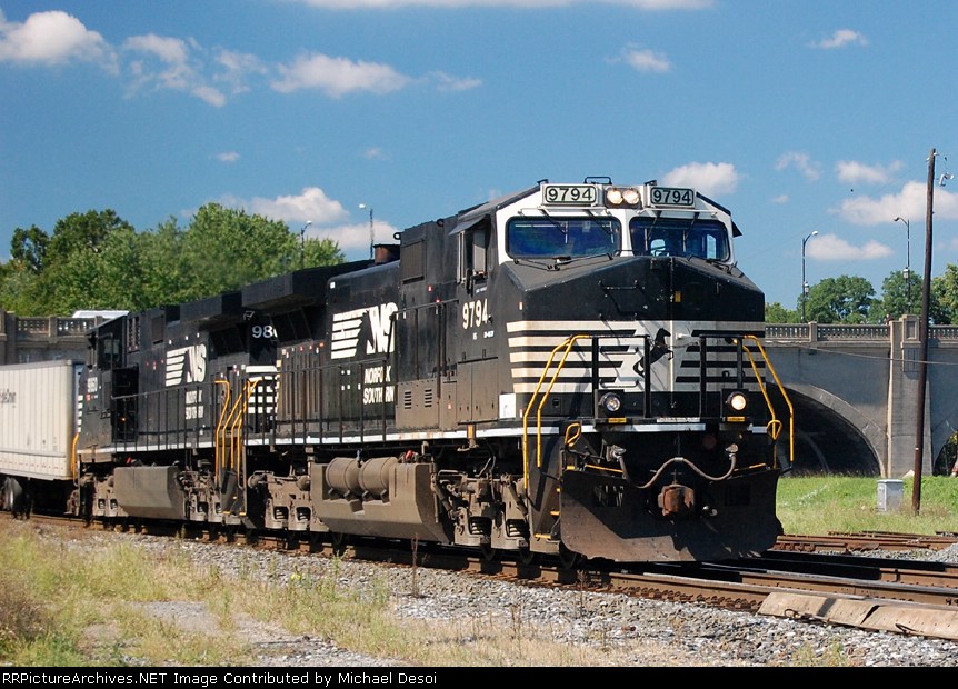 NS 9794 leads the roadrailer into River Yard at CP88